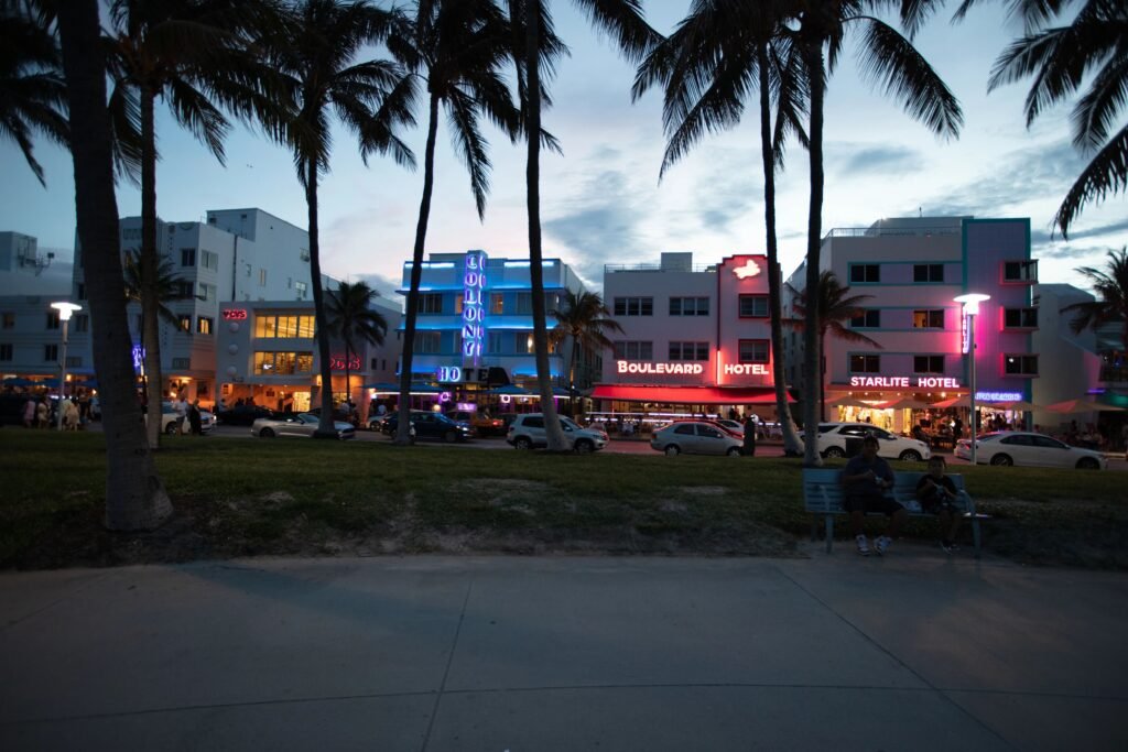 Uma visita ao Distrito Histórico Art Déco em Miami Beach - FTCMag